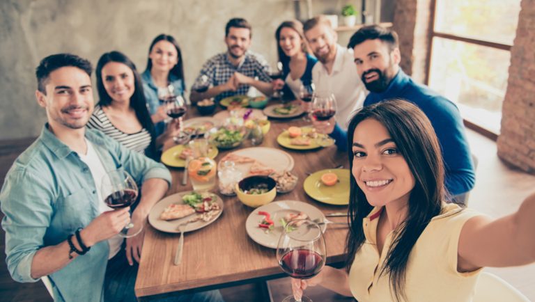 Cómo preparar comida para agasajar a tus amigos